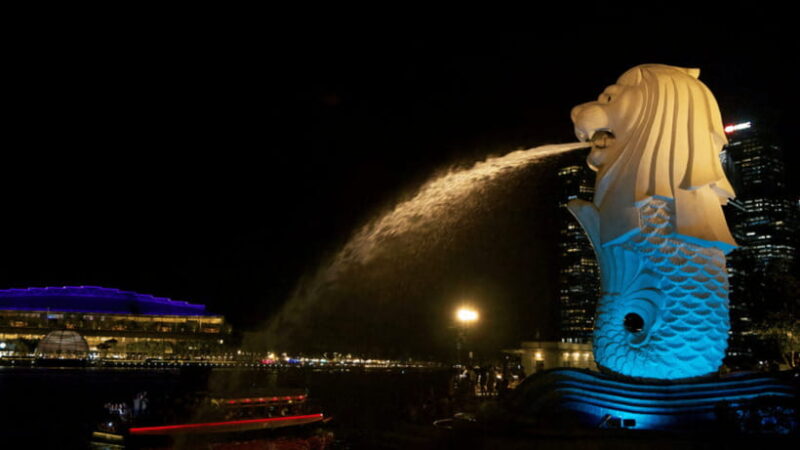 Signature Night Tour: Walk Through Marina with Food Tastings - Practical Details and Value