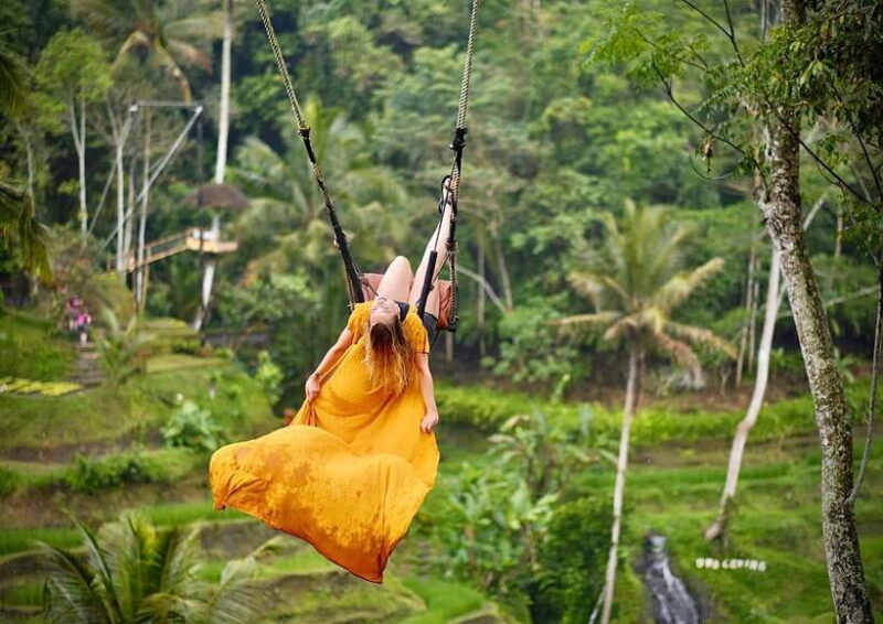 Ubud: Kanto Lampo Waterfall, Art Market, Cretya & Tanah Lot - FAQs