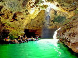 Yogyakarta : pindul cave and oyo river adventure trip