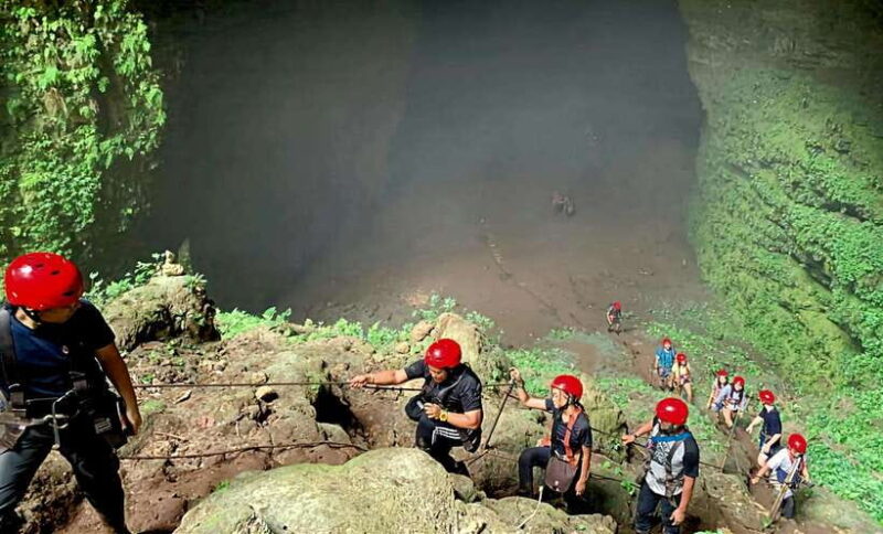 Yogyakarta: Sunrise at Merapi, Jomblang & Pindul cave tour - Pindul Cave: Water and Natural Art