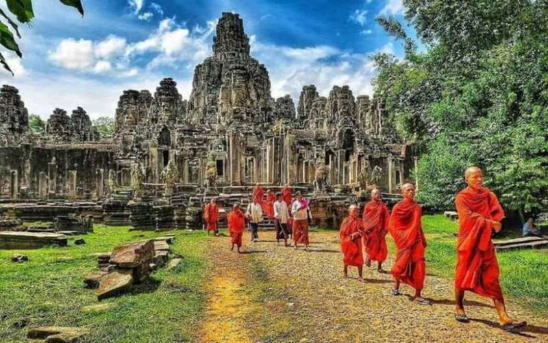 Angkor Wat Sunrise Offbeat Experience by Jeep - The Sum Up