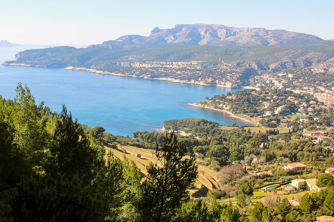 Cassis ancient fishing port, Calanques & spectacular Cap Canaille private tour - Summary: Who is This Tour Best For?