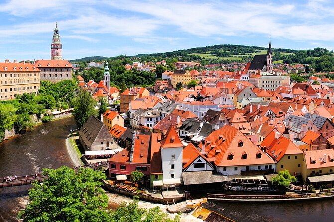 Private one way transfer from Cesky Krumlov to Vienna - Summary of the Experience