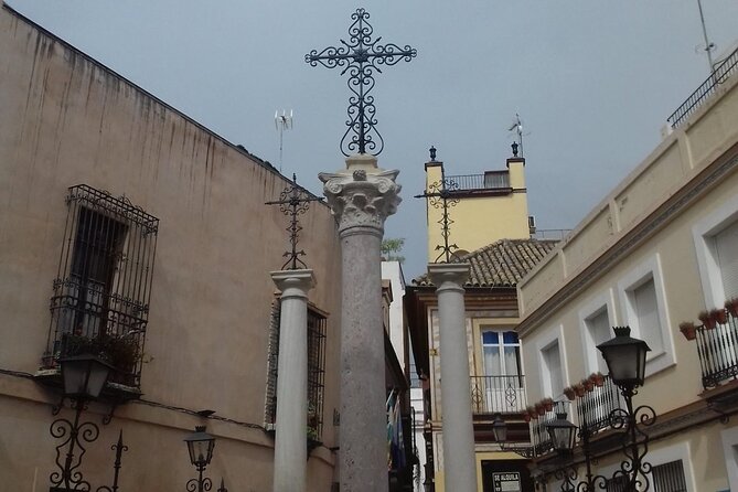 Private tour through the old Jewish neighbourhood. - FAQ