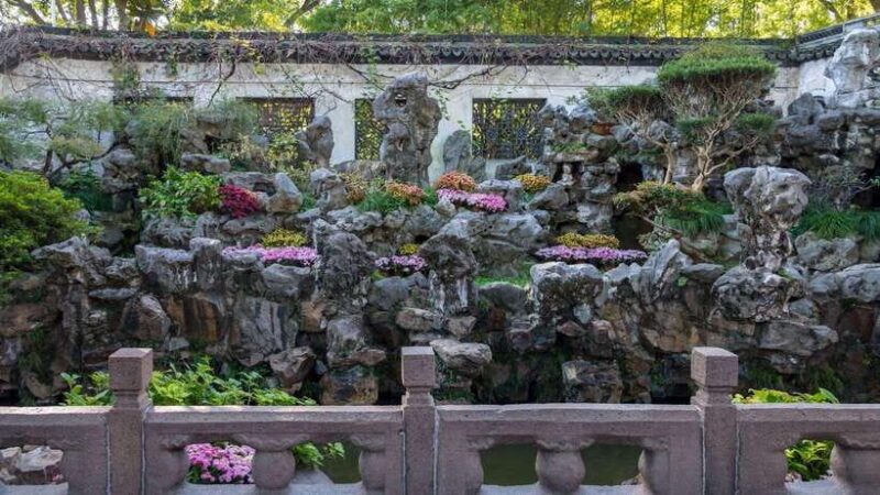 Shanghai: Yu Garden Entry or Zhujiajiao Water TownBund Tour - Who Will Enjoy This Tour?
