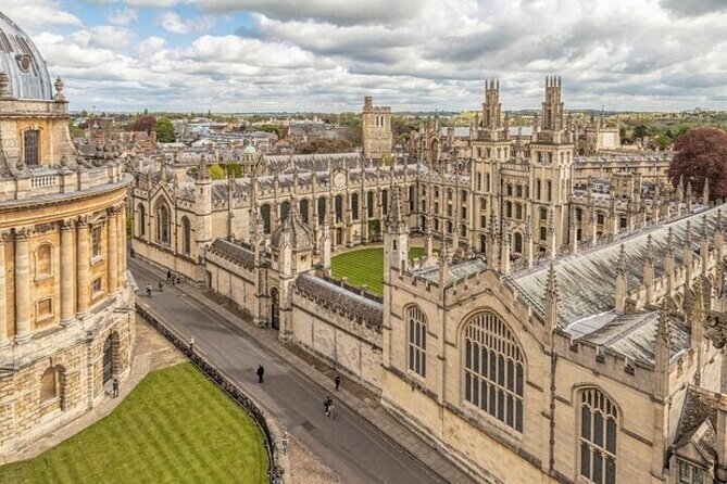 Stansted Airport To Oxford Private Transfer - Authenticity and Local Knowledge