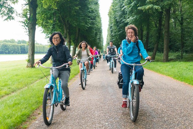 Versailles Palace Bike Tour with Market & Marie-Antoinette hamlet - Summary of Pros and Cons