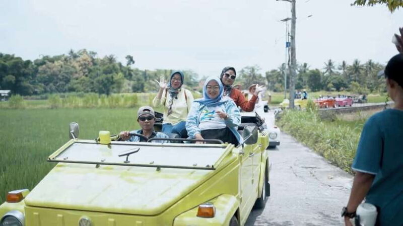 Yogyakarta : VW Borobudur English Guide Tour Day Trip - FAQs