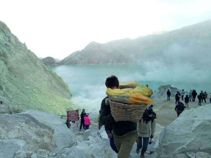 From Bali: Ijen crater Midnight Tour From Bali - FAQ
