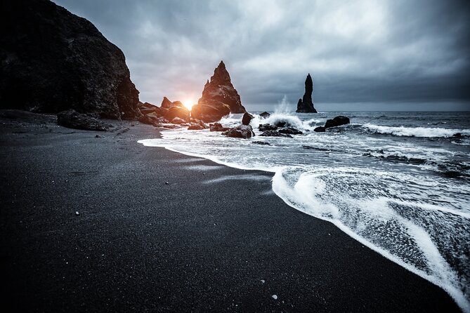 Private South Coast tour / Black Sand Beach, Waterfalls and more - Overview of the Tour