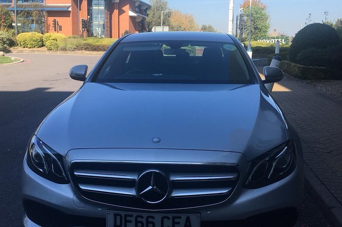 Private Transfer From Gatwick Airport to Heathrow Airport - The Sum Up