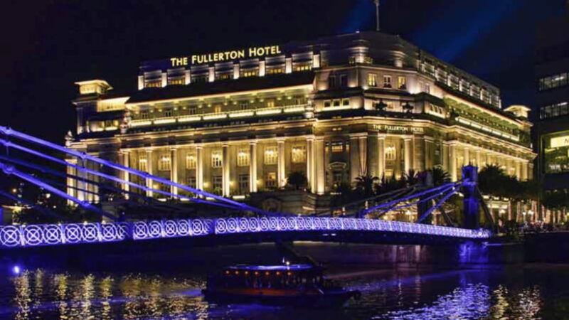 Signature Night Tour: Walk Through Marina with Food Tastings - Who Would Enjoy This Tour?