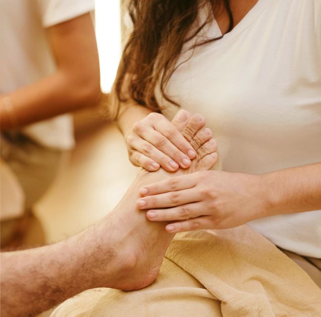 Reflexology Massage For Relaxing Moments At Home - FAQs