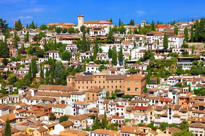 Albaicín and Sacromonte Sunset tour + Flamenco show - Key Points