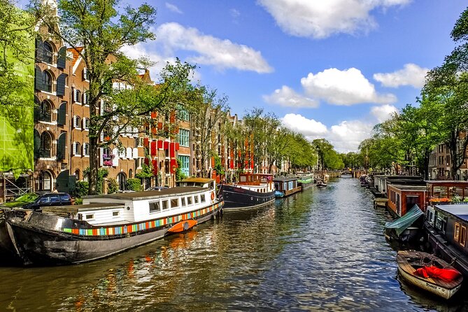 Amsterdam Scavenger Hunt and Highlights Self-Guided Tour - How the Tour Works in Practice