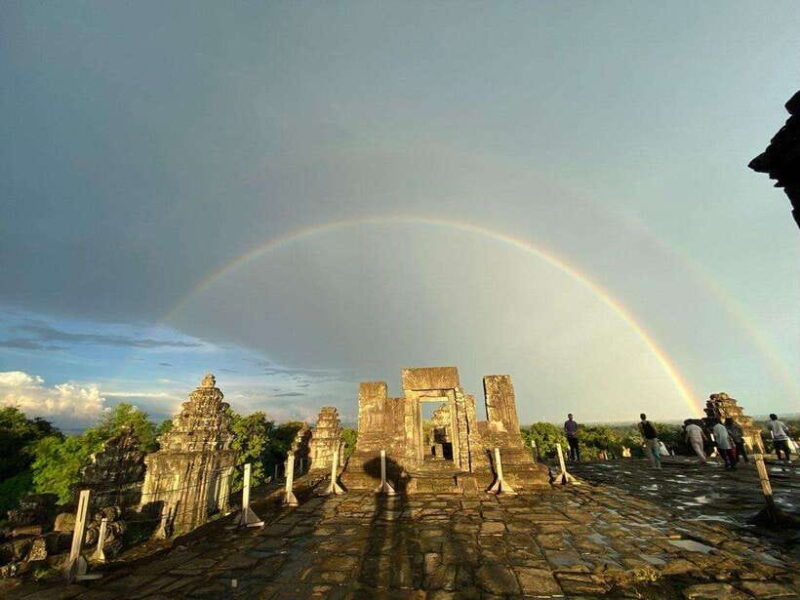Angkor Wat, Angkor Thom, and Ta Prohm Day Trip with Sunset - Key Points