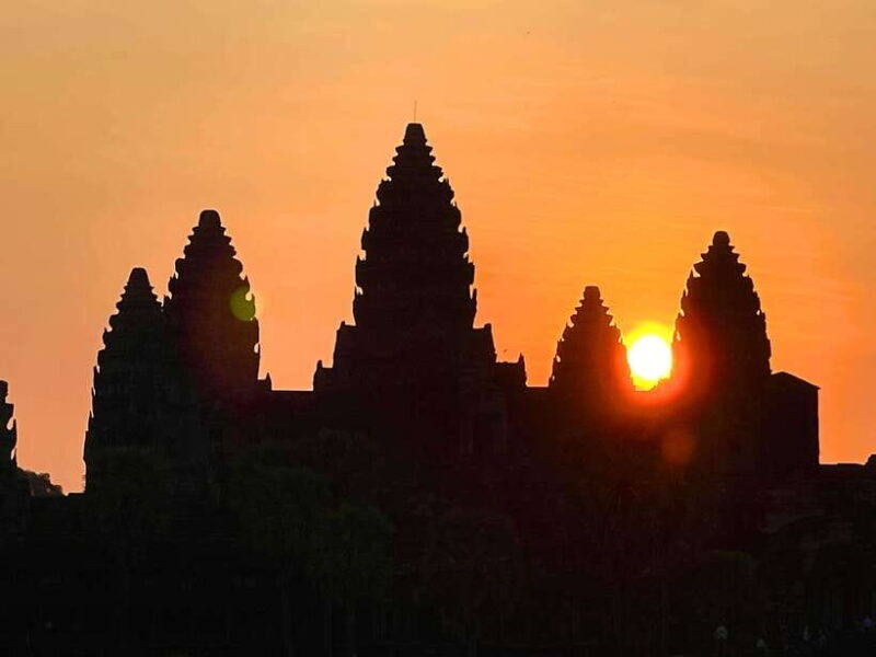 Angkor Wat Sunrise Private Full Day Tour - Key Points