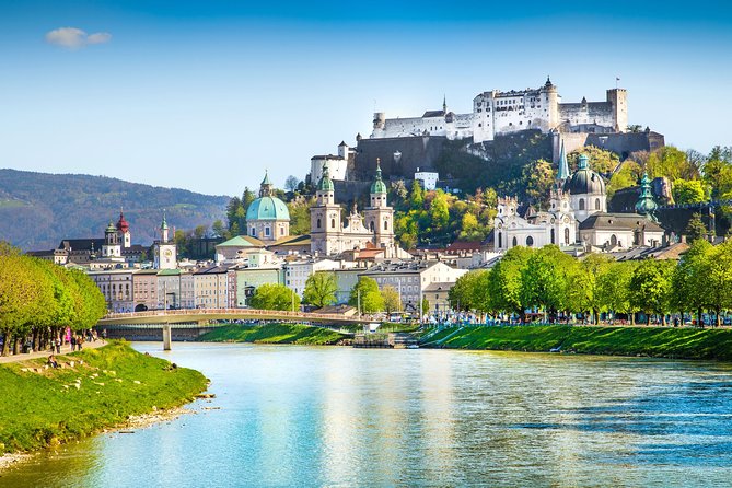 Arrival Private Transfers: Salzburg Airport SZG to Salzburg in Business Car - Why Consider a Private Salzburg Airport Transfer?