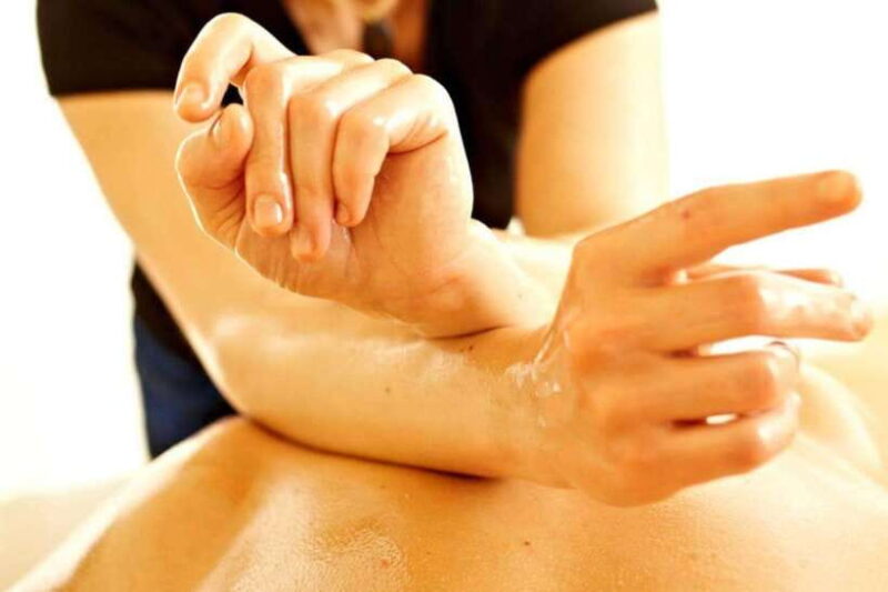 Bali: Lomi Lomi Massage at your Hotel in Bali - Key Points