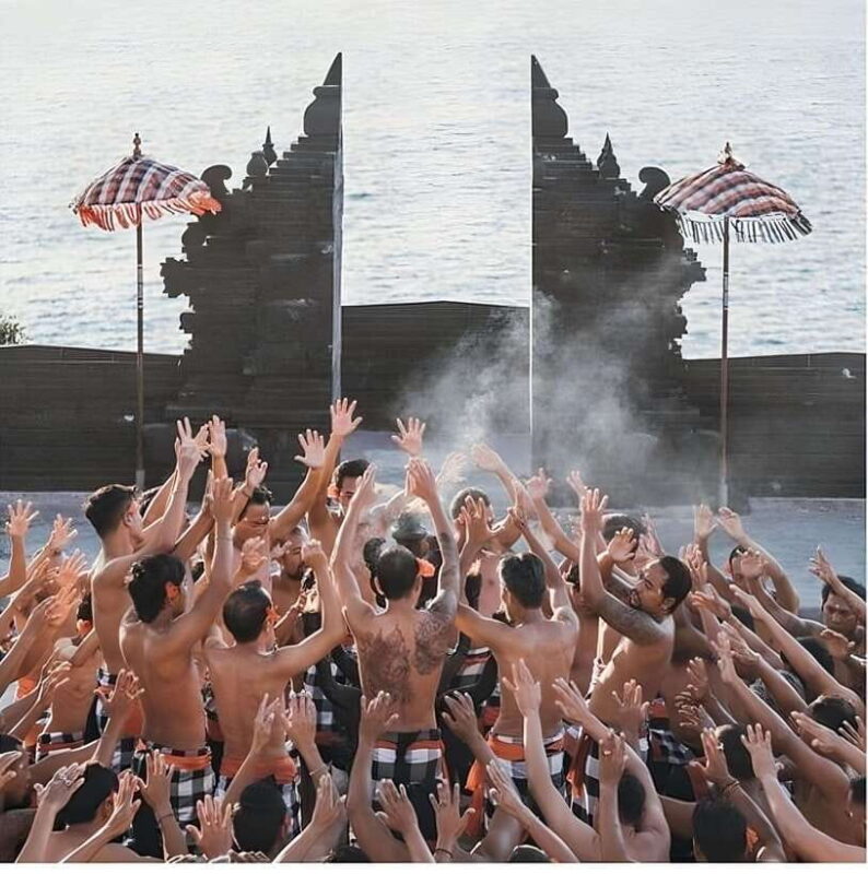 Bali:uluwatu temple and kecak fire dance all inclusive - Key Points