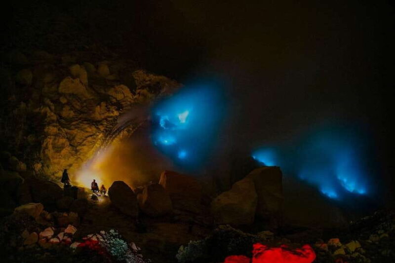 Banyuwangi/Bali: Mt Ijen Sunrise & Blue Flame in Guided Tour - Key Points