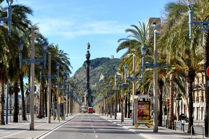 Barcelona Highlights Private Tour in a chauffeured Mercedes-Benz - Exploring Barcelona in Style: A Review of the Private Mercedes-Benz Tour