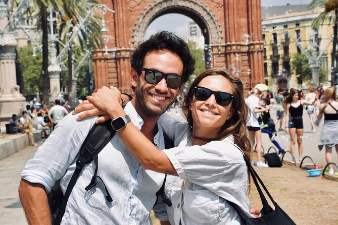 Barcelona Sightseeing by Bike with Photo Shooting and Tapas - Exploring Barcelona by Bike: A Fun and Authentic Way to See the City