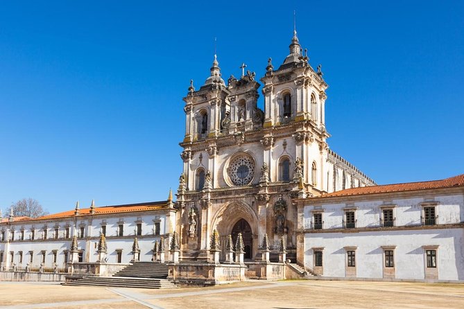 Batalha, Alcobaça, Nazaré and Óbidos - Private guided tour - Key Points