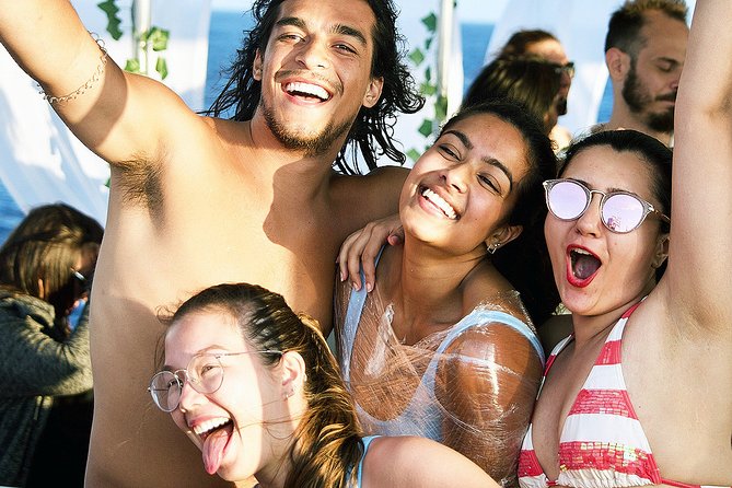Boat Party with Swimming Stop Experience in Mykonos - Boat Party with Swimming Stop Experience in Mykonos: A practical look at the lively sea-based nightlife