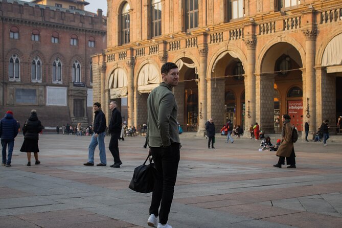 Bologna: Photo tour with professional photographer - What to Expect from the Itinerary