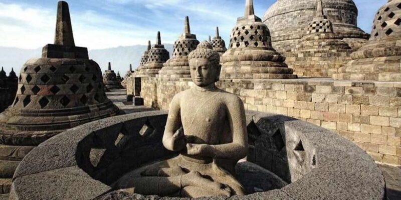 Borobudur Temple Climb To The Top & Prambanan Temple 1 Day - Key Points