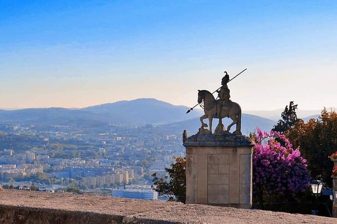 BRAGA AND GUIMARÃES: Private Historic Tour from Porto - Key Points