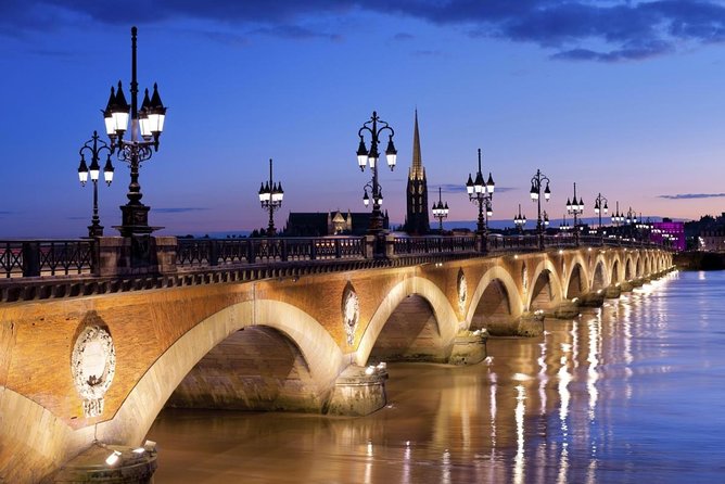 Brunch and cruise on the Garonne in Bordeaux - Key Points