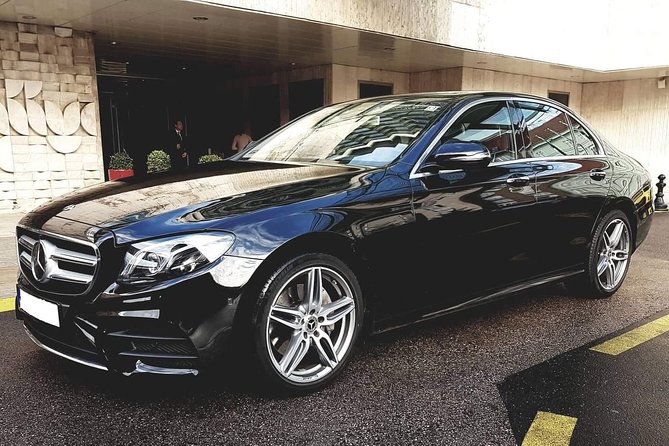 Budapest Private Round Trip Airport Transfer in a Luxury Car - Luxurious Ease: Budapest Private Round Trip Airport Transfer in a Luxury Car