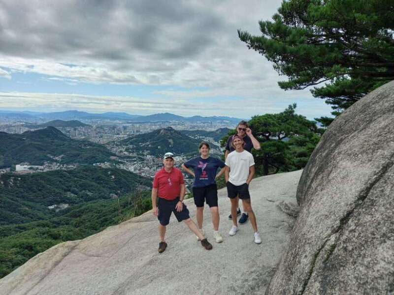 Bukhansan mountain hiking tour - 6 hours - Key Points
