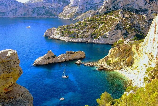 Calanques Of Cassis, the Village and Wine Tasting - Discovering the Calanques, Cassis Village, and Provence Wine on a Guided Day Trip from Nice