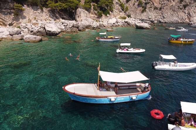 Capri tour with "Gozzo" (3 hours) - The Sum Up