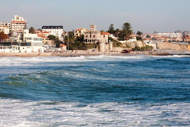 Cascais Romantic Private 2h Cruise with sparkling wine - Key Points