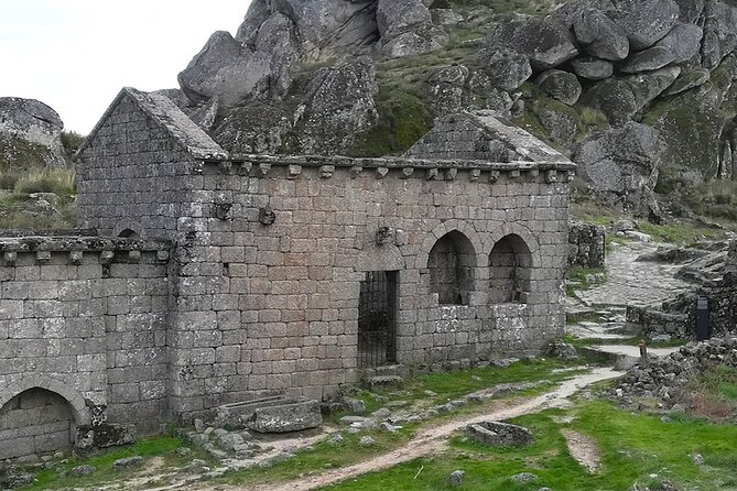 Castle of Monsanto: A Self-Guided Audio Tour of Portugal's Most Famous Site - Exploring the Castle of Monsanto: A Self-Guided Audio Tour of Portugal’s Most Famous Site