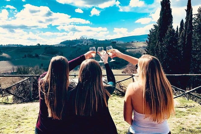 Chianti Wineries Tour with Tuscan Lunch and San Gimignano - Key Points