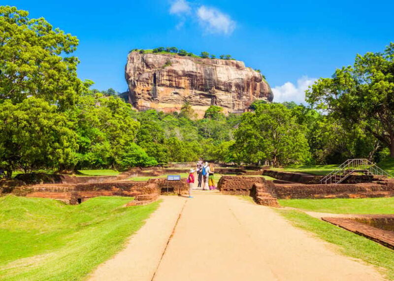 Colombo: Private 2-Day Cultural Triangle Tour with Sigiriya - Key Points
