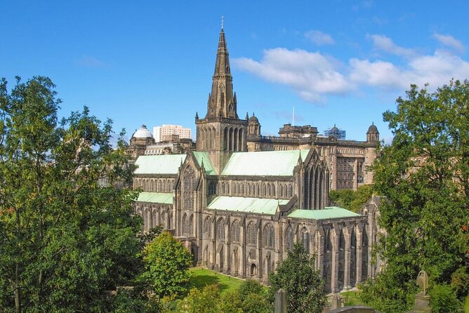 Discover Glasgow. Full day private tour in people carrier. - Exploring the Highlights of the Glasgow Private Tour