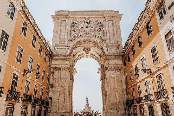 Explore Lisbon in 60 minutes with a Local - Key Points