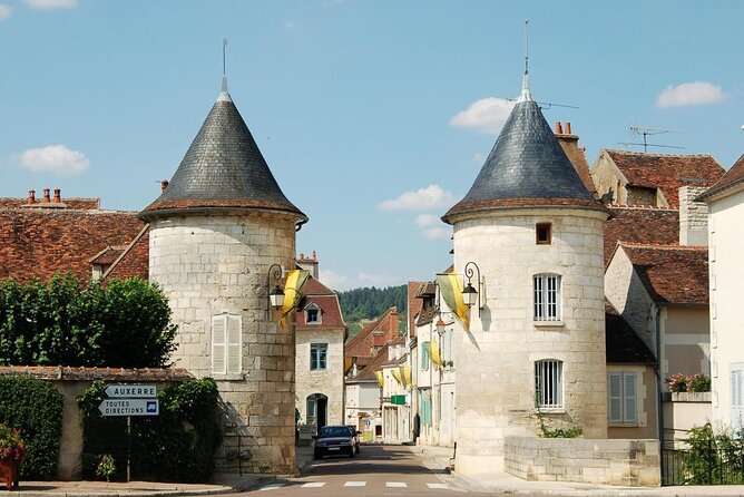 Exquisite Wines Tasting Chateau Pommard, Chablis Small-Group Trip - Key Points