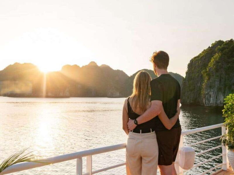 From Hanoi 5-day trip: Sapa-Ninh Binh-Halong bay cruises - Key Points