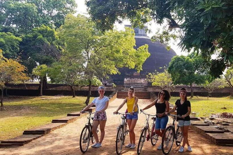 From Kandy : Polannaruwa ancient city with Farmers Lunch - Discover the Ancient Splendor of Polonnaruwa from Kandy