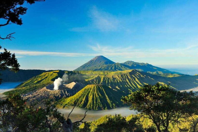 FROM MALANG; TUMPAK SEWU ,BROMO,IJEN, ALL INCLUDED TOUR . - Key Points