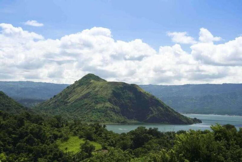 From Manila: Panoramic Tagaytay Ridge Tour - Key Points