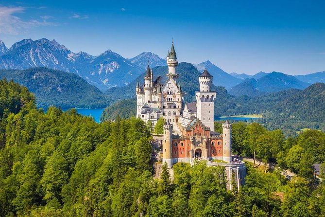 From Munich: Neuschwanstein Castle and Linderhof Private Tour - Discovering Bavaria: A Detailed Look at the Munich to Neuschwanstein and Linderhof Private Tour