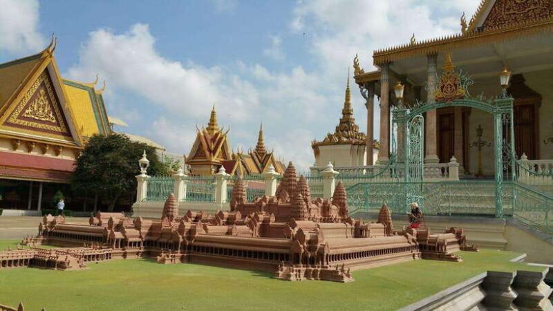 From Phnom Penh: 7-Day Private Tour to Siem Reap - From Phnom Penh: 7-Day Private Tour to Siem Reap – A Deep Dive into Cambodia’s Wonders